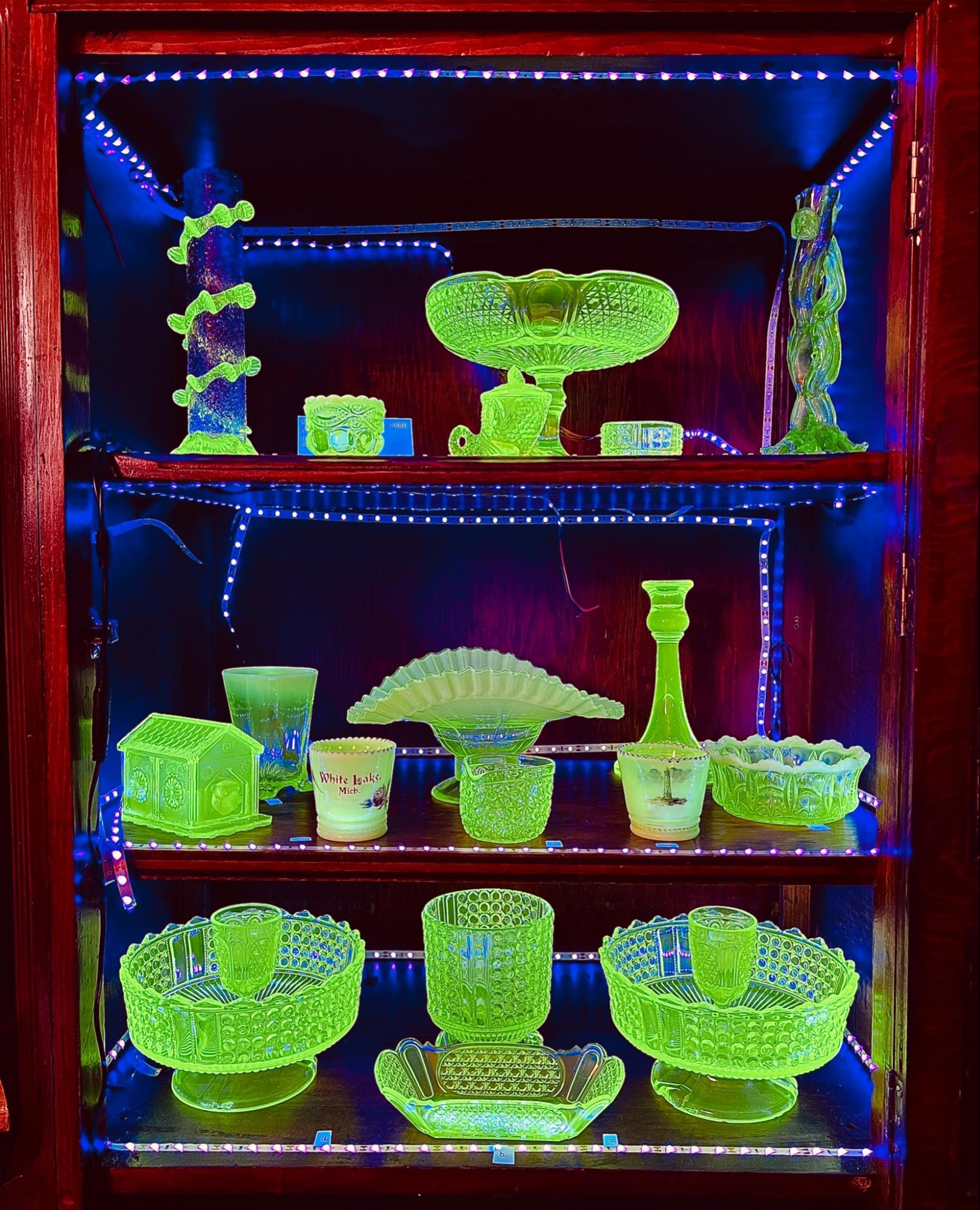 Vaseline Glass, Radioactive Bowls, and Murder Bottles on Exhibit at the ...