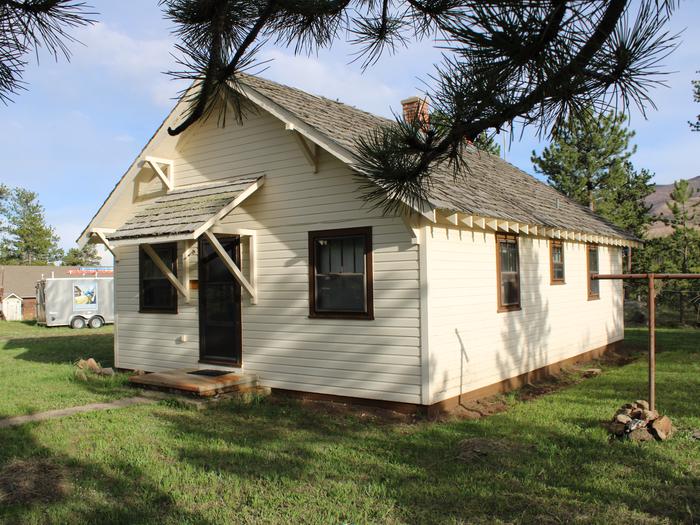 Historic Buckhorn Ranger Station Cabins Now Open for Reservations